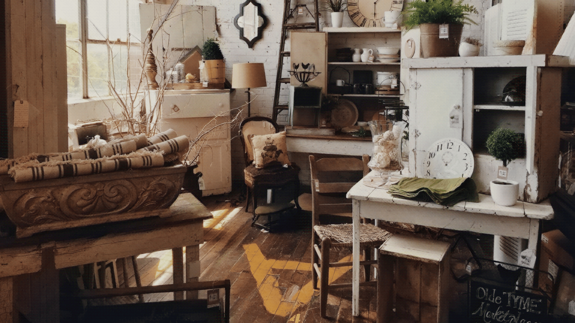 Choose One Of These Store Layout Designs | SimpleConsign